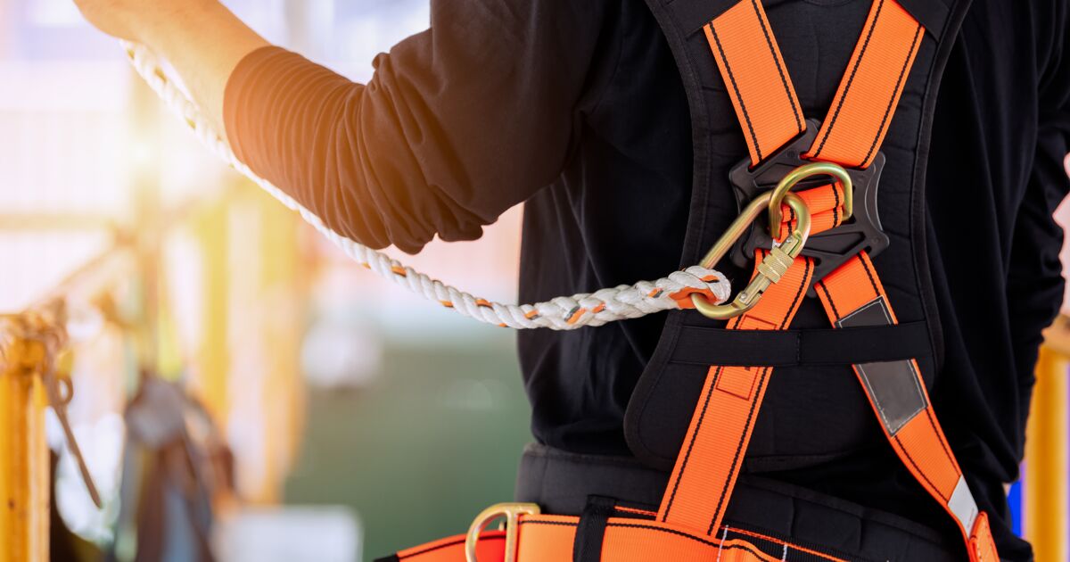 Scaffold Fall Protection: FAQs Answered