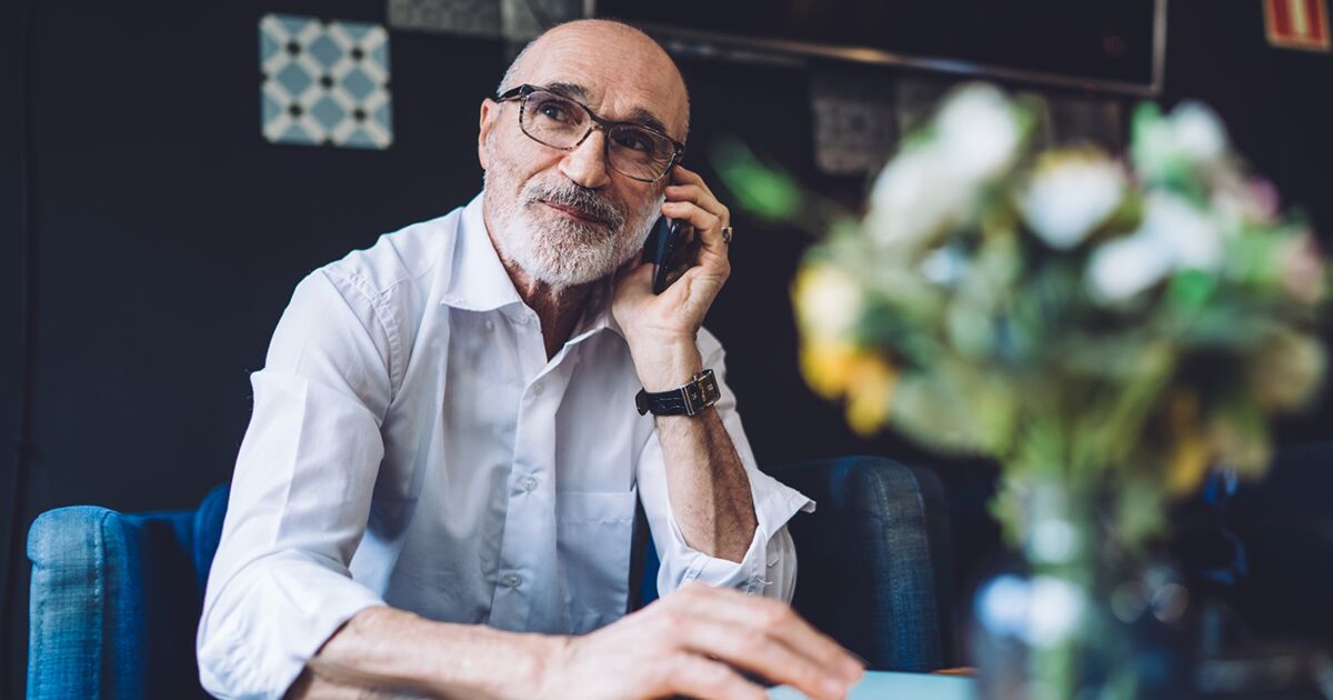 Contact the scaffolding experts at Scafom-rux